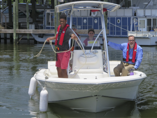 Confidence in Docking and Undocking Seminar | America's Boating Club®